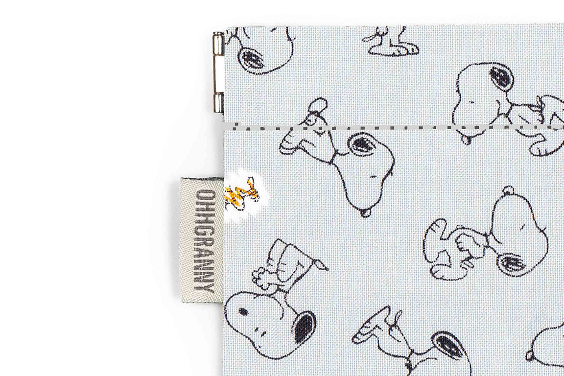 Mr. Snoopy on Grey – OHHGRANNY